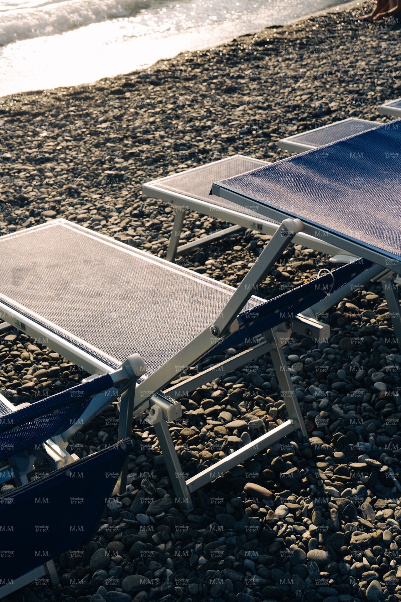 Sunbeds Stock Image SI-ITA-04 – Mockup.Maison